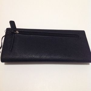Stella & Max | Bags | Nwt Stella Max Black Floral Walletclutch Os ...